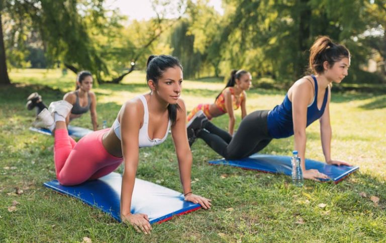 5 ejercicios de pecho para mujer: ¡Fortalece tu pecho ya!